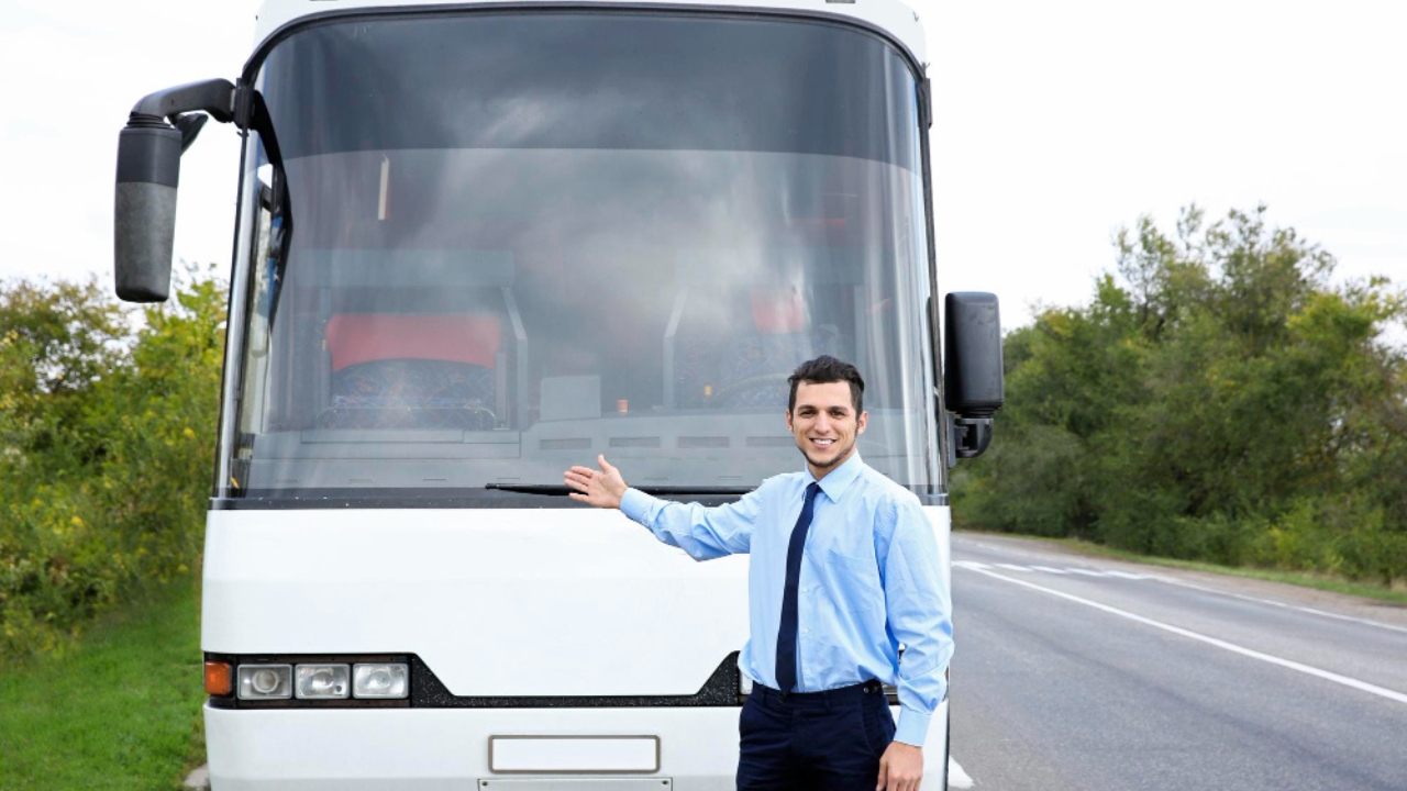 Crew Transport Chauffeur Services | Chauffeur Service in Dubai